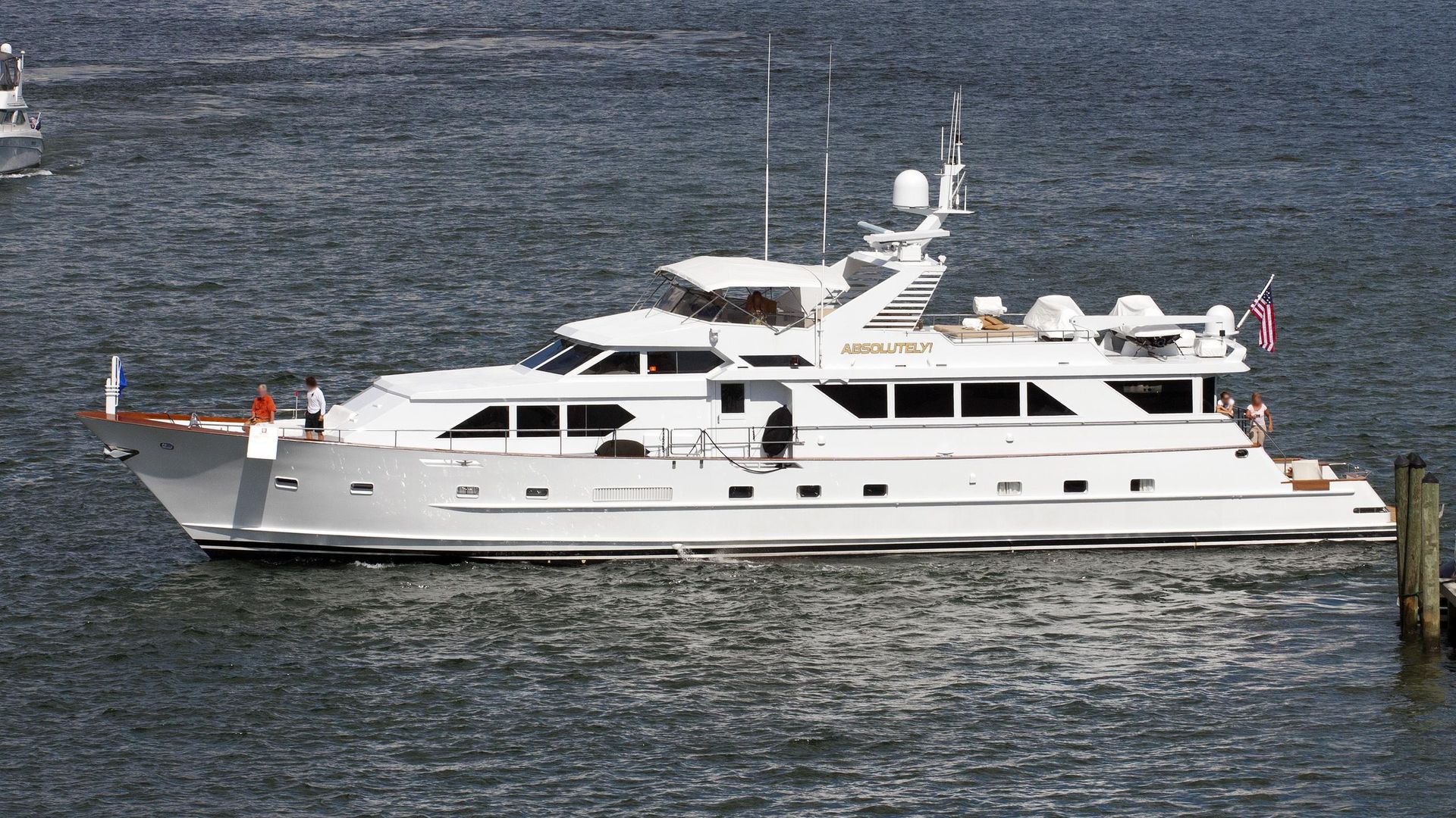 Andiamo yacht (Broward Marine, 30.48m, 1991)